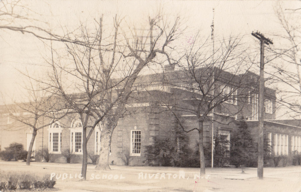 Riverton Public School – Historical Society of Riverton